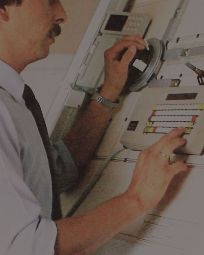 Lettering Machine - rOtring SA